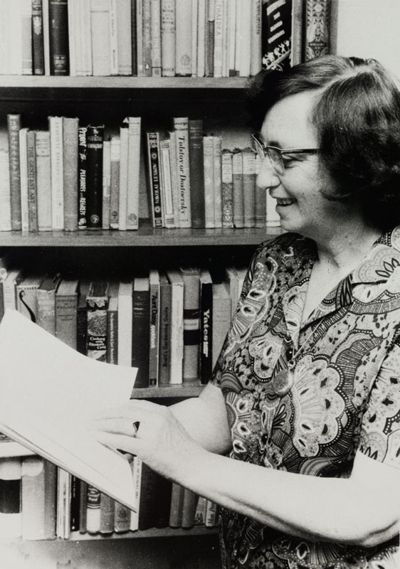 Ruth Dallas reading her poetry | Dallas, Ruth | Dictionary of New ...