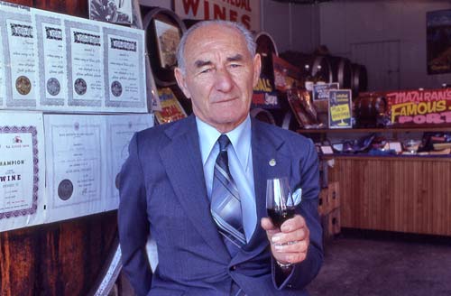 George Mazuran, wine lobbyist | Dalmatians | Te Ara Encyclopedia of New ...